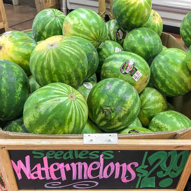 How To Pick A Good Watermelon (Ripe, Sweet) - Fifteen Spatulas
