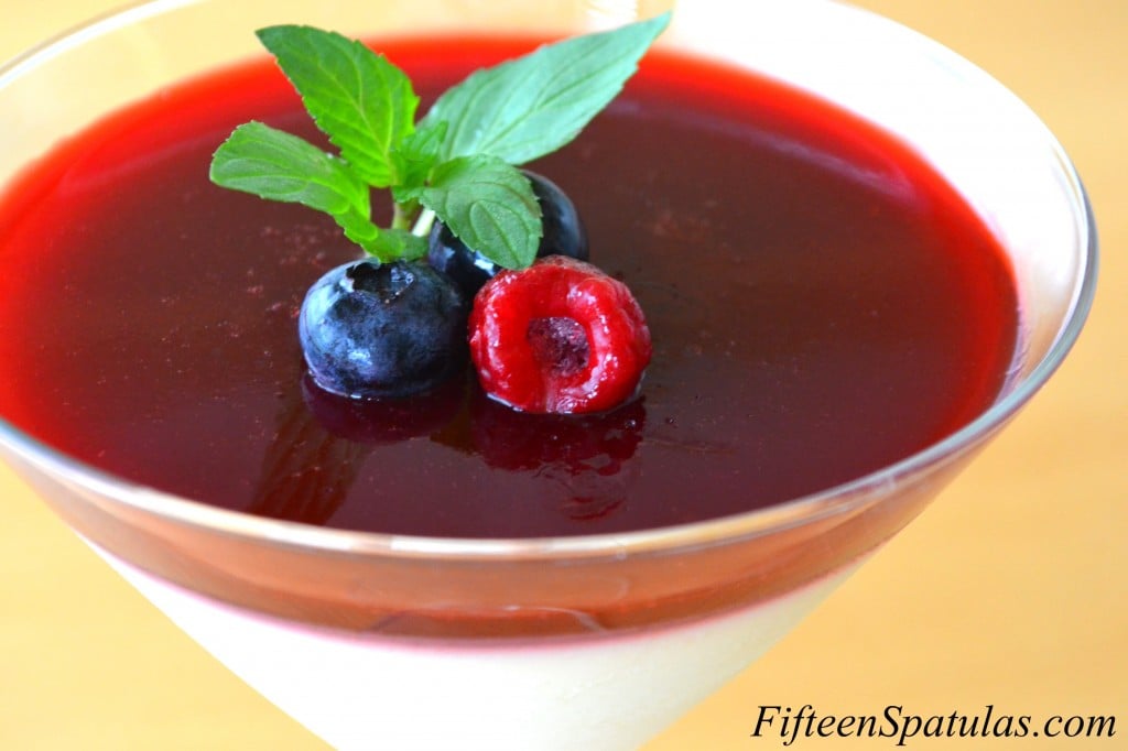 Framboise Panna Cotta with Raspberry Gelee - Fifteen Spatulas