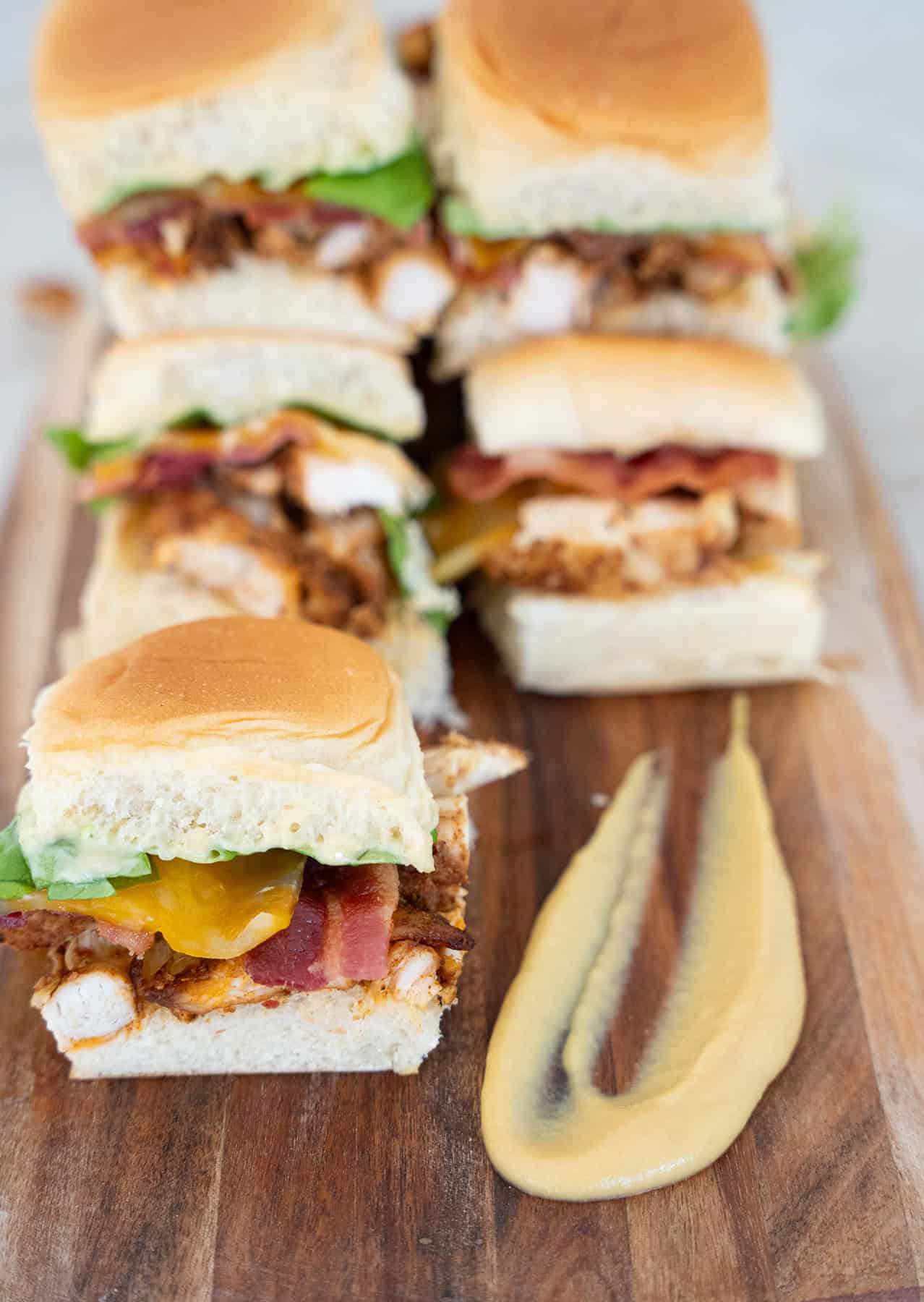 Chicken Sliders (Blackened w/ Bacon!) - Fifteen Spatulas